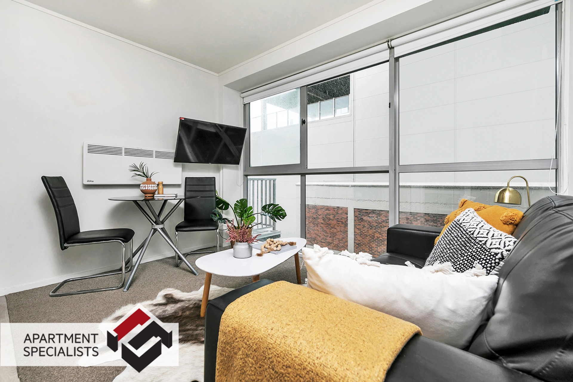 Rory Hunt - Apartment Specialists